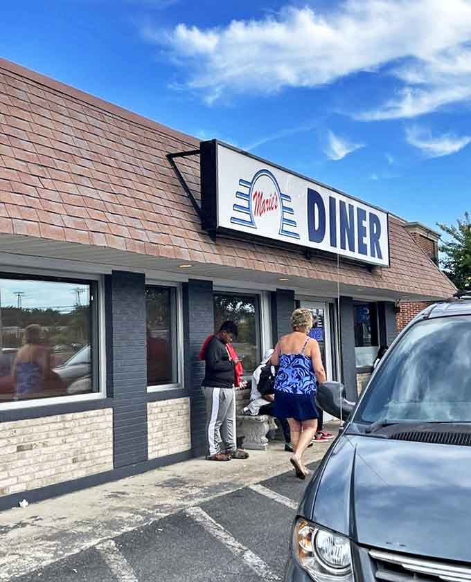 That simple sign says everything you need to know: honest food, honest prices, honest service.