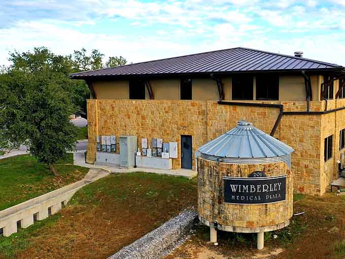 That converted grain silo stands as a creative landmark, proving small towns know how to repurpose with style.