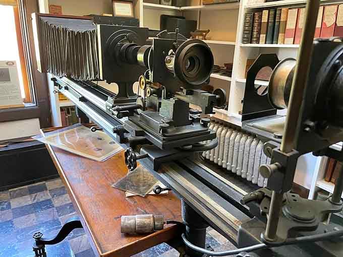 This camera captured medical procedures when "say cheese" had a completely different, more clinical meaning in hospitals.