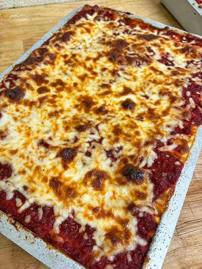 That golden, bubbling cheese blanket on this lasagna could keep you warm through an entire Illinois winter, metaphorically speaking.