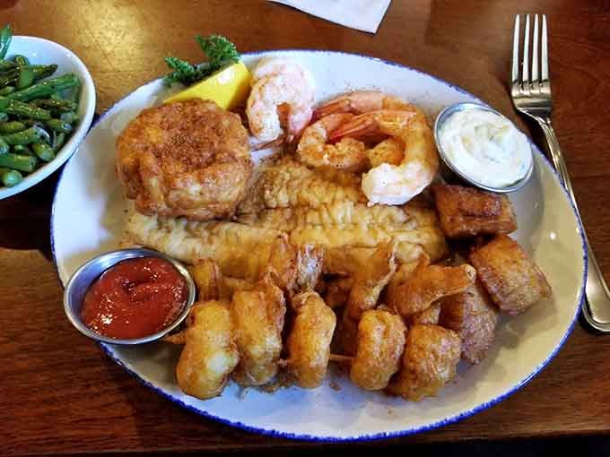 The Mariner's Platter: where land meets sea in perfect harmony. That crab cake is the star, but everything deserves applause.