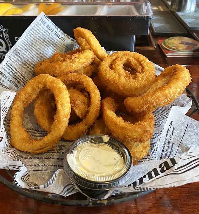 These onion rings have more layers than a Scorsese plot, and they're just as satisfying.