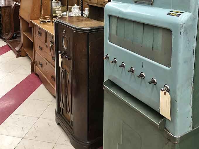 That mint-green vintage stove isn't just an appliance – it's a time machine to Grandma's Sunday pot roasts.