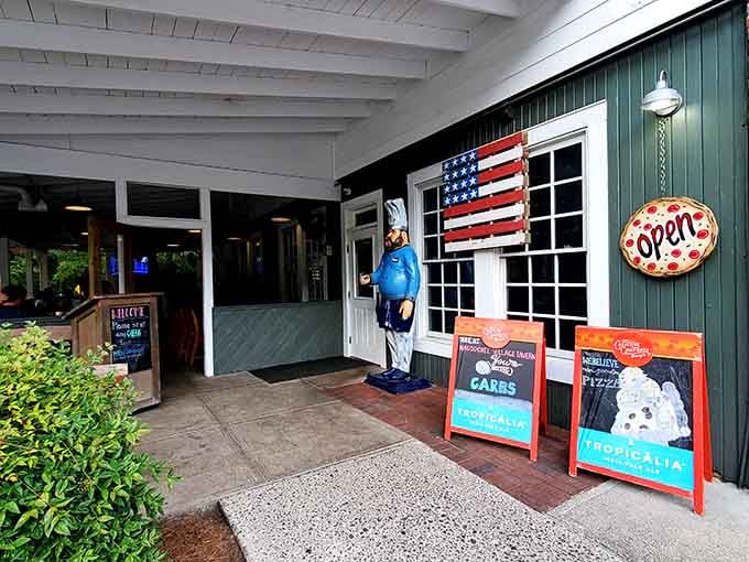 Alpine charm meets pizza perfection at this Helen hideaway &ndash; no lederhosen required for entry.