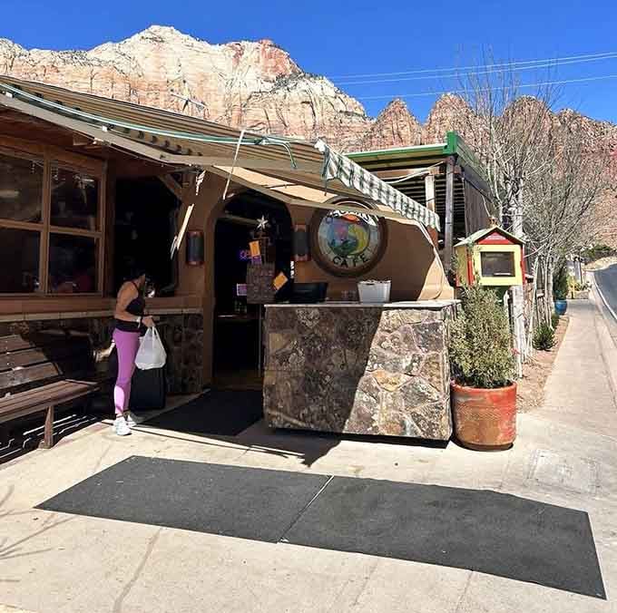 Oscar's humble exterior belies the breakfast magic within, where Zion's majestic backdrop enhances every perfectly fluffy pancake.