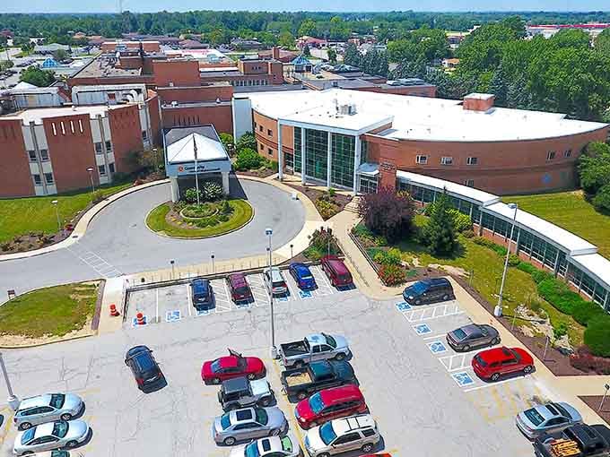 From above, you can see how this city blends residential neighborhoods with downtown energy and plenty of parking.