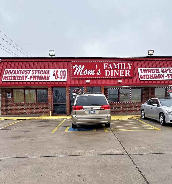 The no-nonsense brick exterior of Mom's Family Diner #2 &ndash; where value meets flavor in Broken Arrow.
