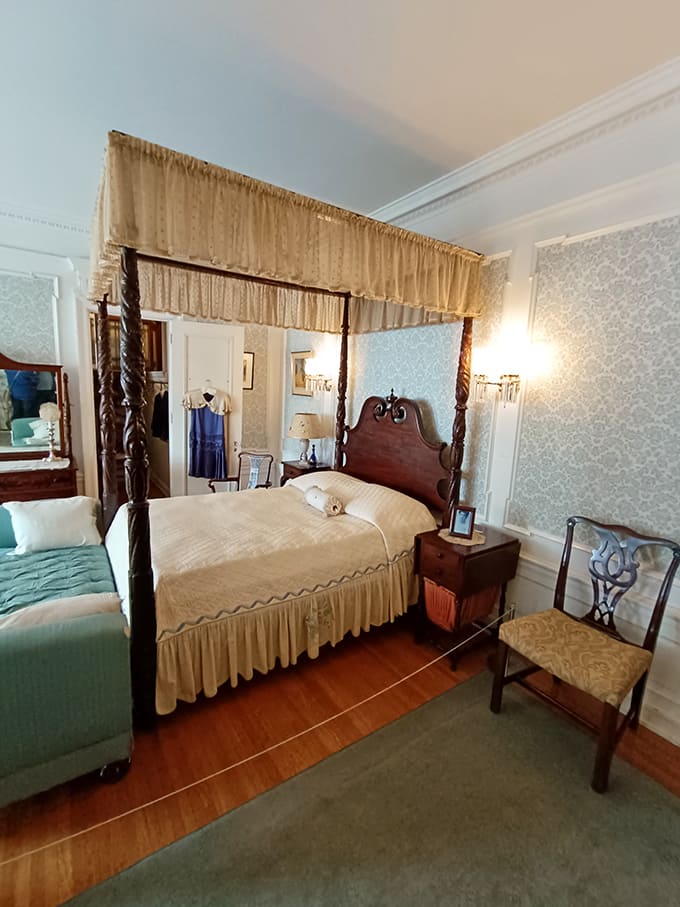 One of the mansion's bedrooms where luxury met daily life, and where tragedy would eventually unfold in 1977.