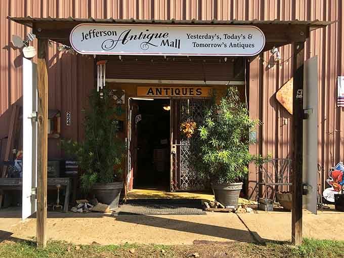 The entrance to treasure hunting paradise where yesterday's antiques become today's perfect finds.
