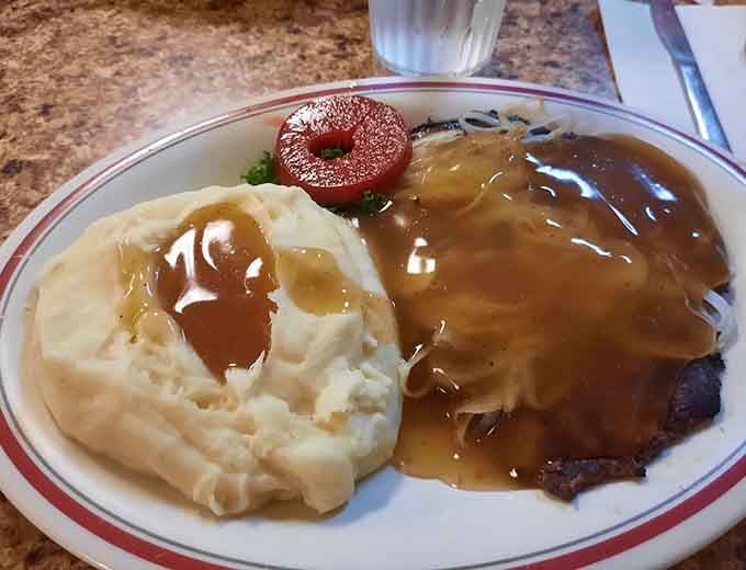 Mashed potatoes, gravy, and tender roast beef: the holy trinity of comfort that never goes out of style.
