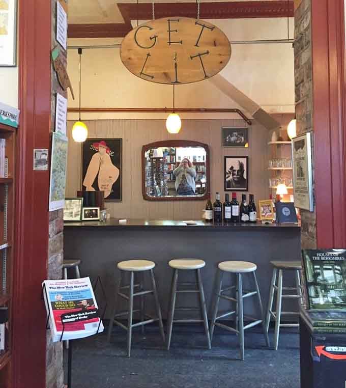 The Get Lit Wine Bar isn't playing around&mdash;this is a legitimate setup for serious sipping while you shop.