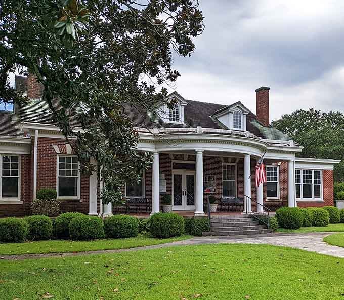 The Thomasville History Center doesn't just preserve the past—it makes it accessible through thoughtfully curated exhibits and welcoming spaces.