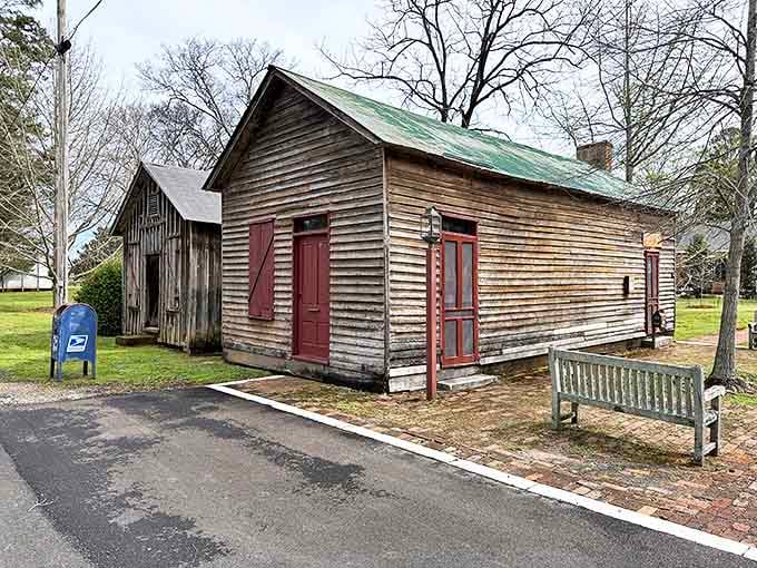 America's oldest operational post office in Alabama doesn't need fancy technology&mdash;just 180+ years of practice getting letters where they need to go.