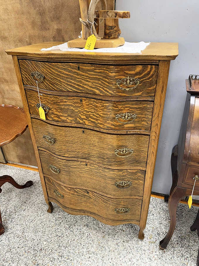 This tiger oak dresser with its gorgeous wood grain and original hardware isn't just furniture&mdash;it's functional art waiting for its second century of use.