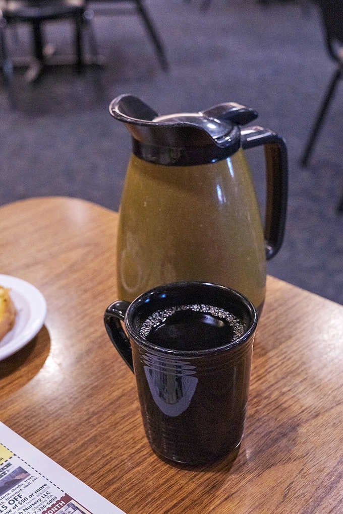 The coffee comes in those sturdy mugs that say, "Stay awhile," and the thermal carafe ensures your cup never reaches that tragic empty state.