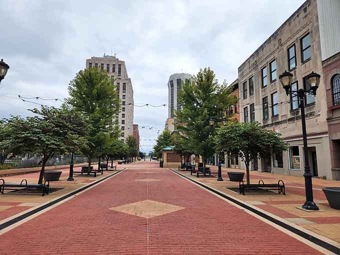 This pedestrian plaza stretches out like an invitation to slow down and remember that cities can be peaceful.
