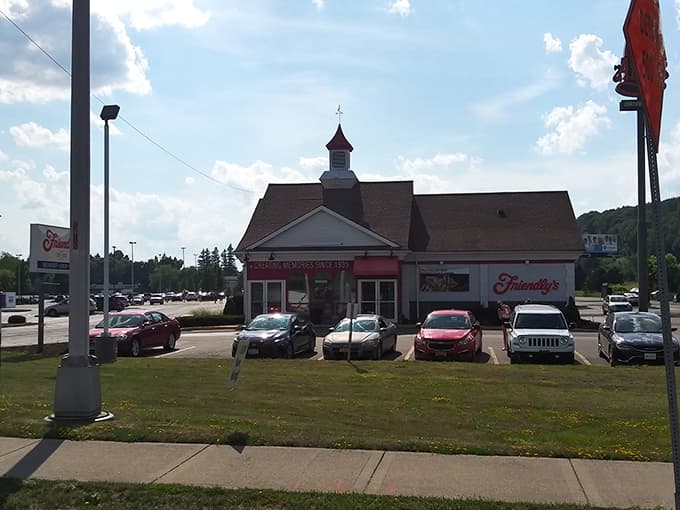 That charming cupola tops a building where parking is plentiful and the pace is refreshingly unhurried.