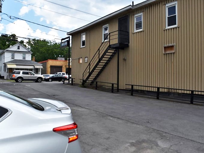 Wolf's Den hides in plain sight &ndash; a no-frills exterior concealing burger greatness within.