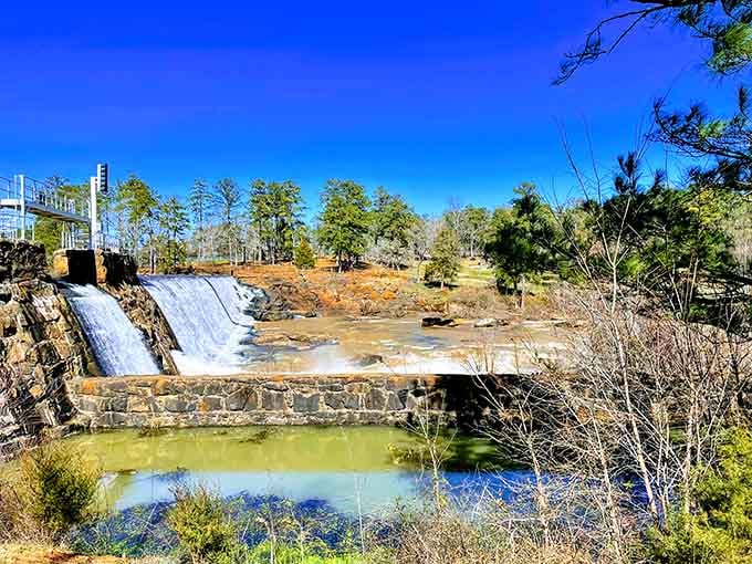 Sunshine, stone walls, and gentle falls—your new favorite spot to lose track of time.