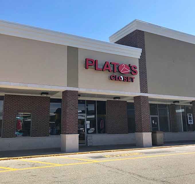 Sunshine illuminates a shopping destination that understands what young adults want: style without the sticker shock.