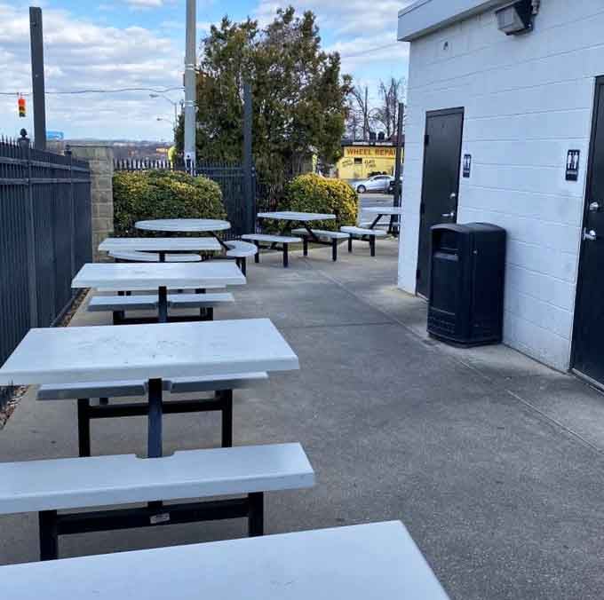 Outdoor seating lets you enjoy your pit beef feast while soaking up the authentic Pulaski Highway atmosphere and sunshine.