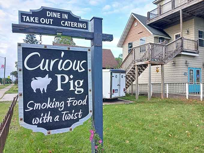 Curious Pig promises smoking food with a twist, because even the Upper Peninsula appreciates a little culinary creativity.