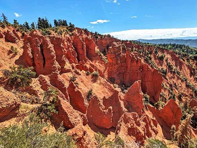 Devil's Kitchen showcases nature's artistic side&mdash;red rock formations that look like southern Utah decided to open a northern branch office.