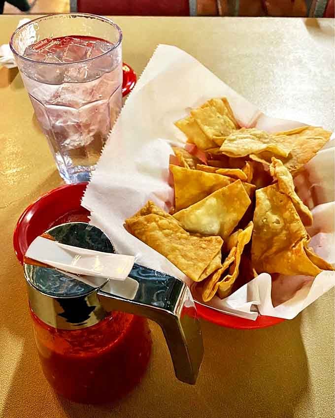 The opening act to every great Mexican meal&mdash;house-made chips with salsa that's fresh enough to make you forget all your troubles.