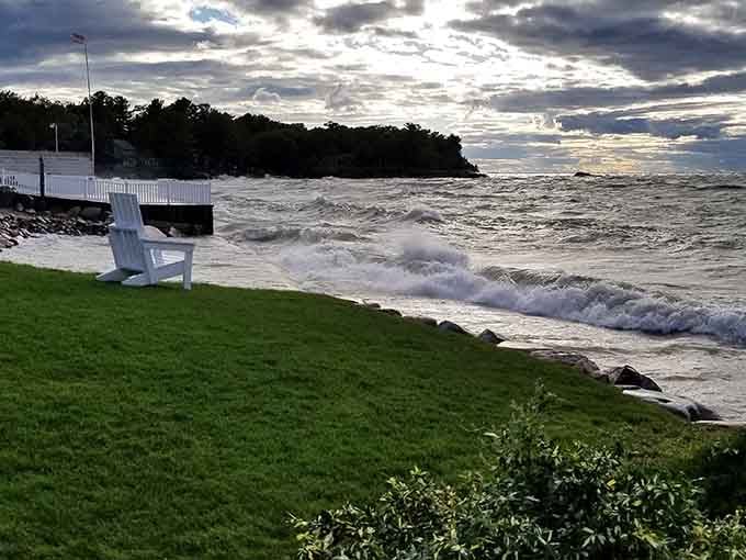 Dramatic skies and rolling waves remind you that even Great Lakes can put on an ocean-worthy performance.
