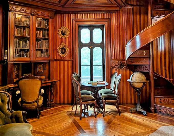 A library so handsome it makes you want to read leather-bound books and discuss important matters.