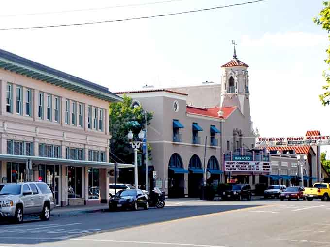 Spanish-style architecture and that charming bell tower give Hanford's downtown a timeless elegance that never goes out of style.