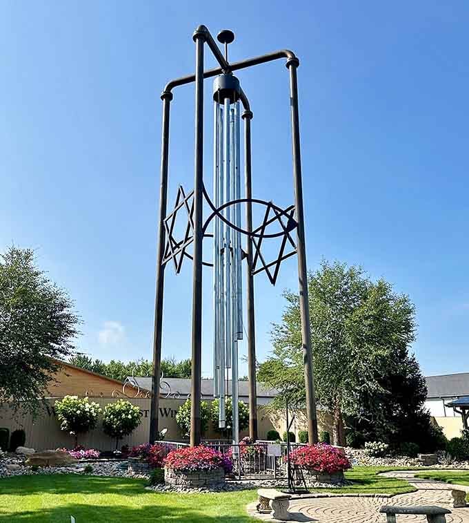 Music to your ears &ndash; if your ears are the size of a house! Casey's enormous wind chime creates deep, resonant tones heard blocks away.