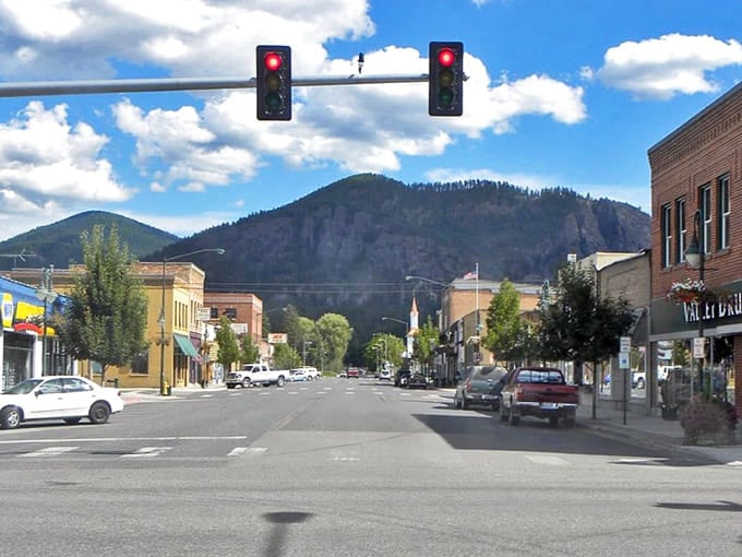 Those dramatic peaks tower over downtown, making every traffic light stop an opportunity to admire the scenery.