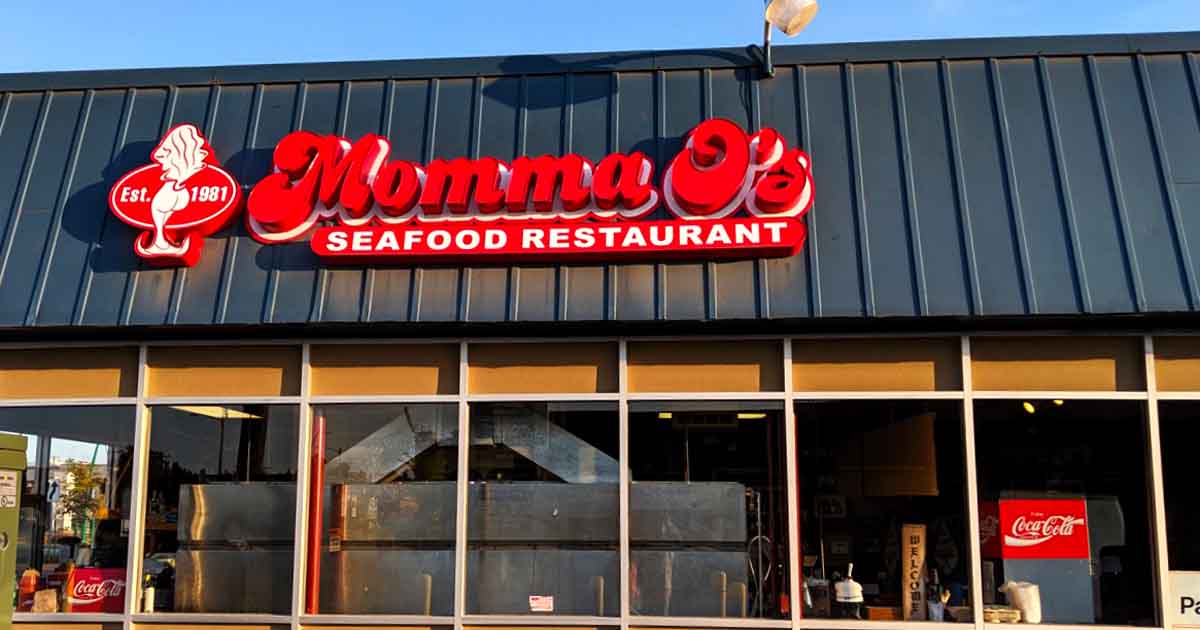 This Down-Home Restaurant In Alaska Serves Up The Best Clam Chowder You ...