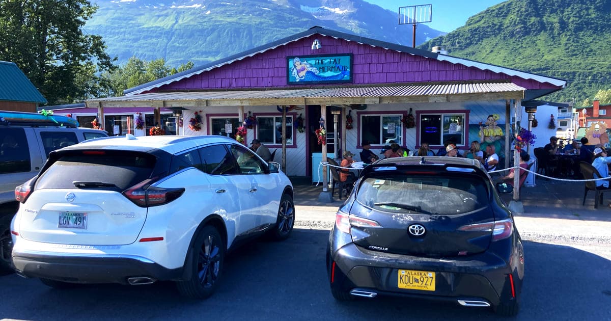 This Down-Home Restaurant In Alaska Has A Cod Sandwich Locals Can't Get ...