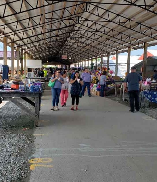 You Could Spend All Day At These 8 Amazing Kentucky Flea Markets