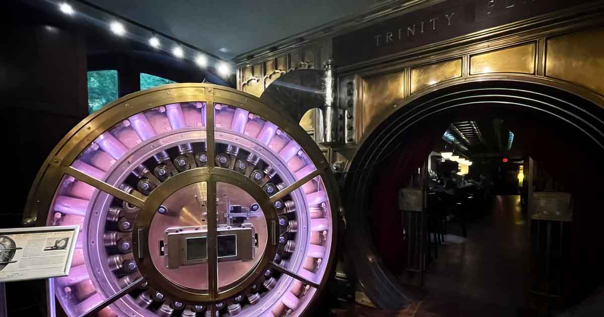 Sip Cocktails Inside A Historic Bank Vault At This Unique New York ...