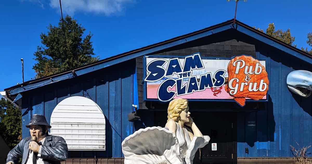 This Low-Key Seafood Shack In Connecticut Will Serve You The Best ...