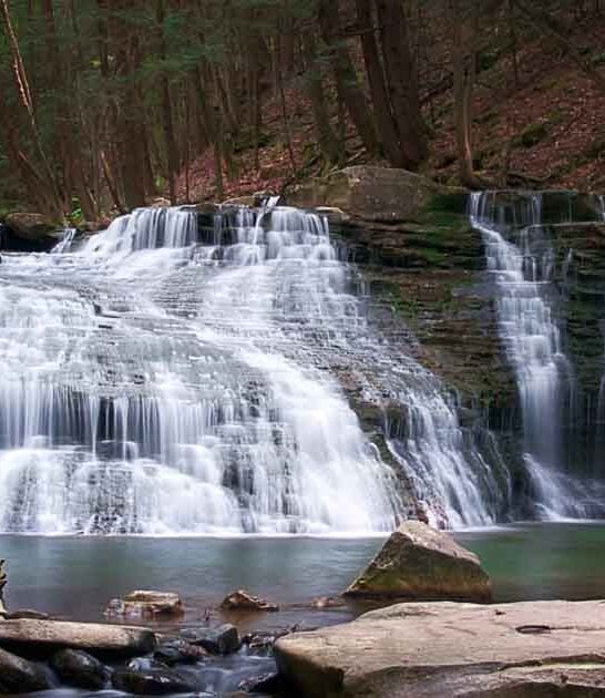 breathtaking waterfalls away pennsylvania ftr