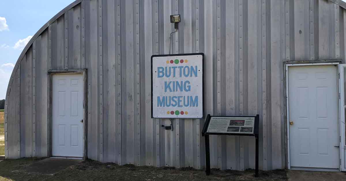 This Bizarre South Carolina Museum Is Covered In Over 600,000 Buttons