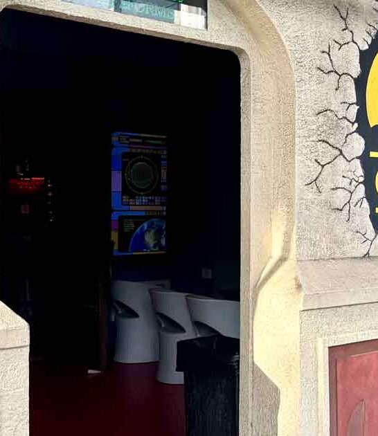 california quirky fan bar ftr