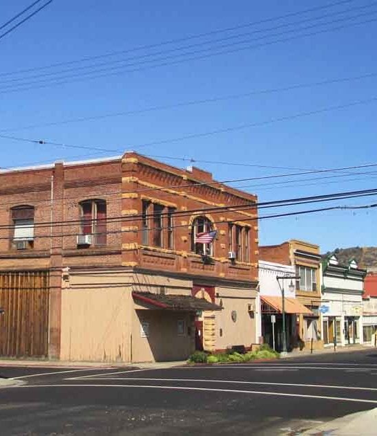 california slow towns retreat ftr