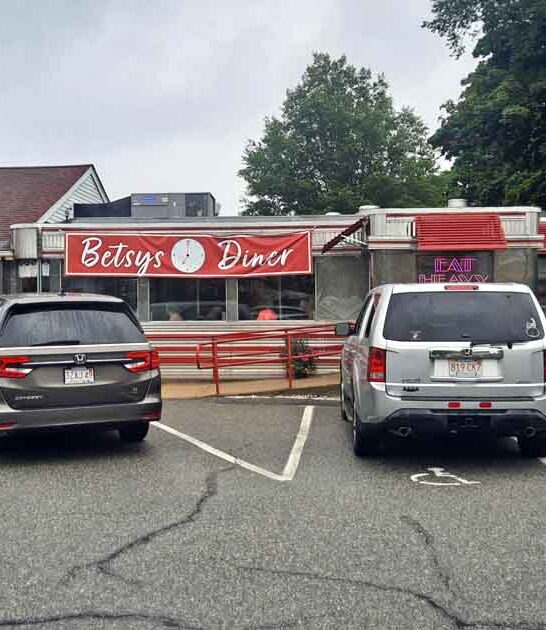 charming diner massachusetts classic ftr