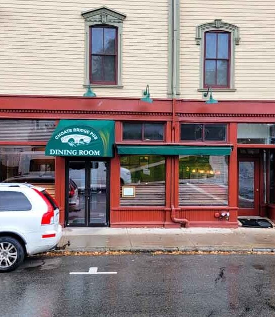 The Charming Little Pub In Massachusetts Where Generous Portions Are Always Guaranteed