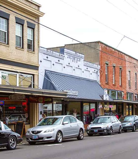 charming odd oregon town ftr