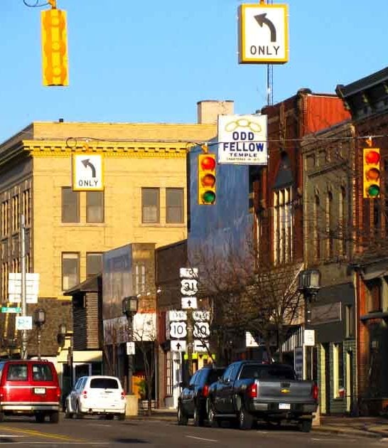 charming town michigan explore ftr