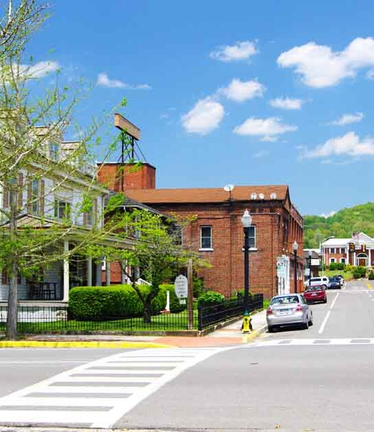 cheap postcard town virginia ftr