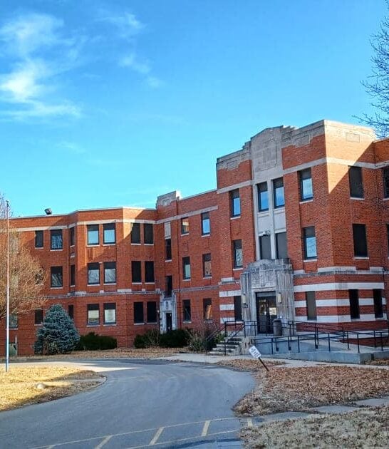 chilling psychiatric museum missouri ftr