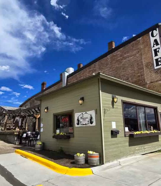 colorado mountain town cafe ftr