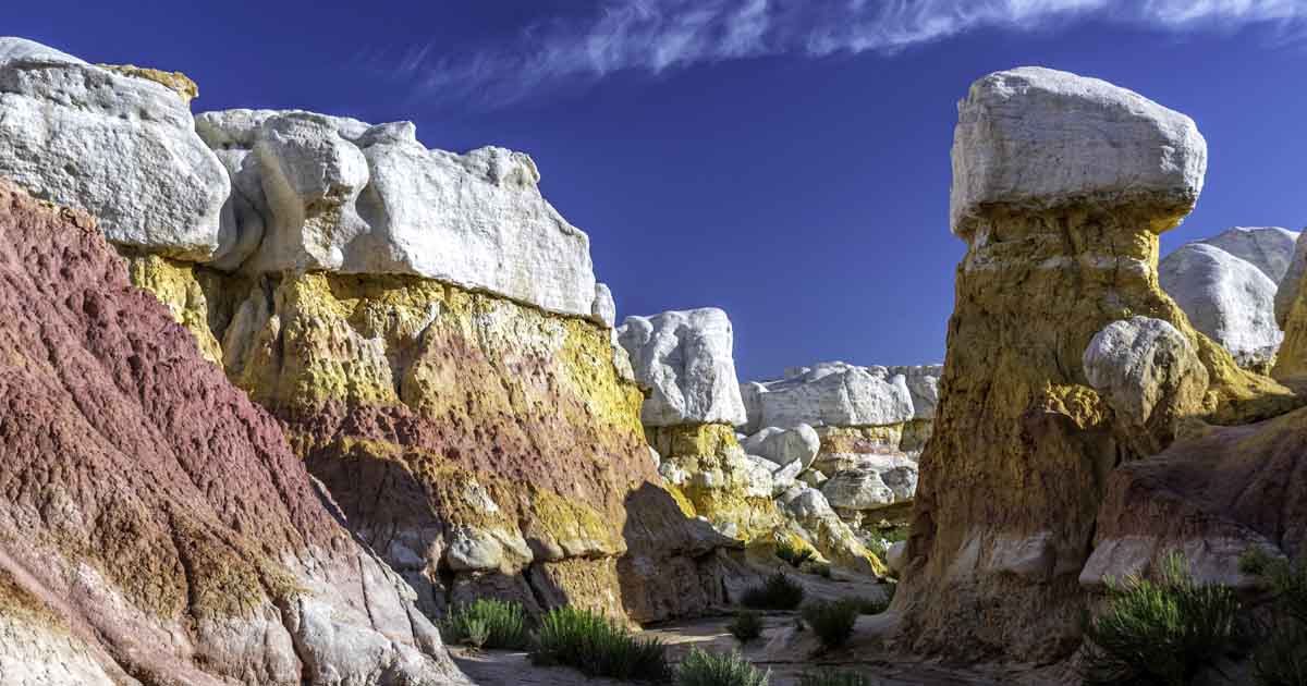 This Surreal Rainbow-Hued Park In Colorado Looks Like Another Planet